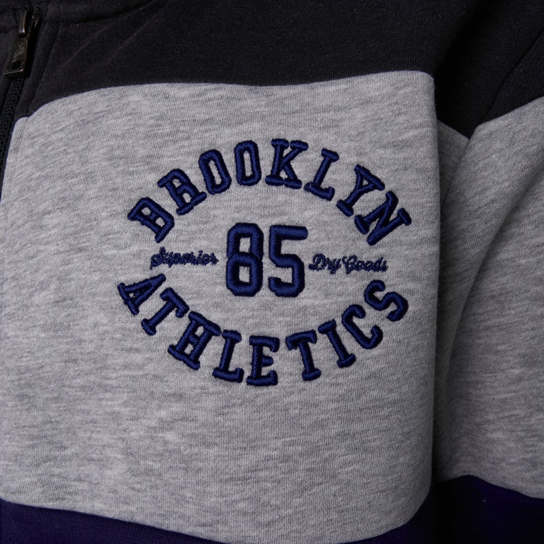 Didelio dydžio džemperis su kapišonu Kam Jeans 7083 Zip Thru Cut & Saw ...